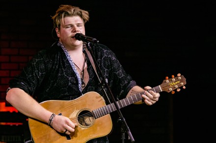 American Idol Contestant Alberta Brayden King Editorial Stock Photo ...