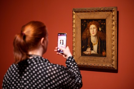 Member Press Takes Picture Painting Bocca Editorial Stock Photo - Stock ...