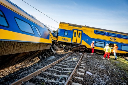 Prorail Employees Investigating Train Overhead Wires Editorial Stock ...