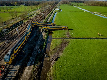 Prorail Employees Investigating Train Overhead Wires Editorial Stock ...