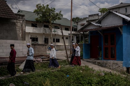 Students Walk They Prepare Learn Islamic Editorial Stock Photo - Stock ...