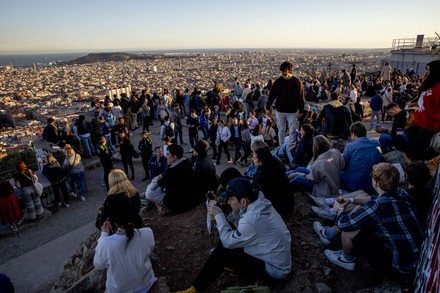 31 Tourist massification Stock Pictures, Editorial Images and Stock ...