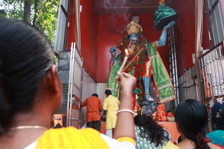 Hindu Devotees Praying Puja Hanuman Temple Editorial Stock Photo ...