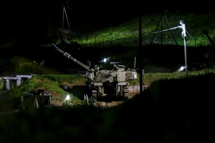 Israeli Artillery On Alert Deployed Near Editorial Stock Photo - Stock ...