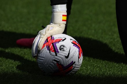Goalkeeper David Raya Brentford Holding Match Editorial Stock Photo ...