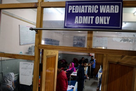 Parents Their Children Inside Pediatric Ward Editorial Stock Photo ...