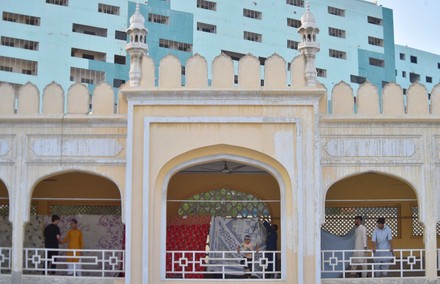 Pakistani Muslims Prepare Observe Itikaf Mosque Editorial Stock Photo ...