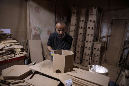 Laborer Works On Decorated Arabic Tables Editorial Stock Photo - Stock ...