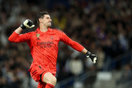 Real Madrid Goalkeeper Thibaut Courtois Celebrates Editorial Stock ...