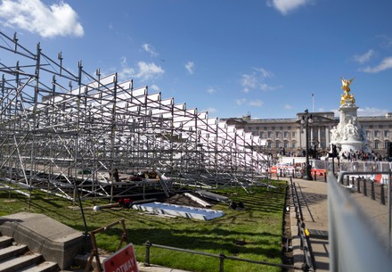 Seating Stands Being Built Outside Buckingham Editorial Stock Photo ...