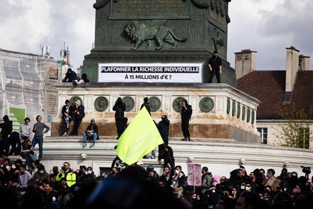 Huge Banner Seen Hanging Place De Editorial Stock Photo - Stock Image ...