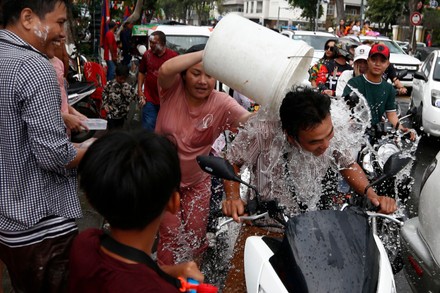 People Play Water During Celebrations Khmer Editorial Stock Photo ...