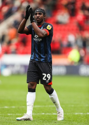 Amarii Bell Luton Town Applauds Luton Editorial Stock Photo - Stock ...