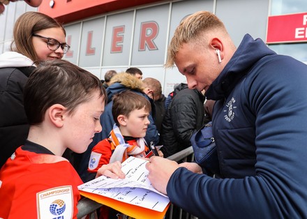 Joe Taylor Luton Town Signs Autograph Editorial Stock Photo - Stock ...