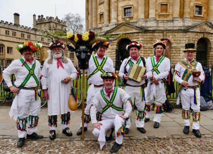 Abingdons Tradition Radcliffe Camera Morris Dancers Editorial Stock ...
