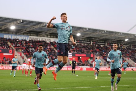 Scott Twine Burnley Scores Goal Celebrates Editorial Stock Photo ...