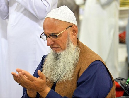 Muslim Worshippers Praying Almasjid Annabawi Prophets Editorial Stock ...