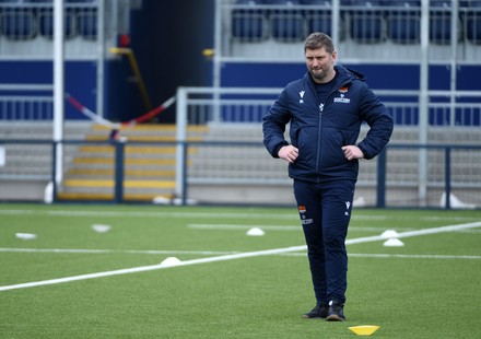 Stevie Lawrie Edinburgh Rugby Forwards Coach Editorial Stock Photo ...