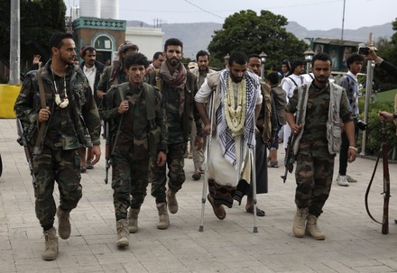 Armed Houthi Fighters Accompany Freed Houthi Editorial Stock Photo ...