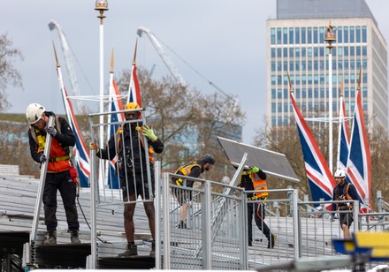 Seating Stands Being Built Outside Buckingham Editorial Stock Photo ...