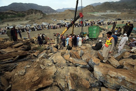 750 Massive landslide Stock Pictures, Editorial Images and Stock Photos ...