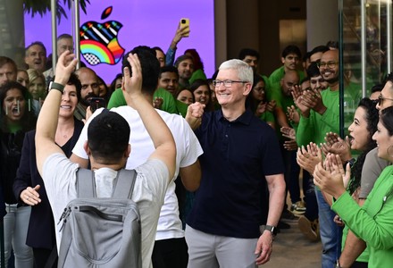 Tim Cook Ceo Apple Inc Greets Editorial Stock Photo - Stock Image ...
