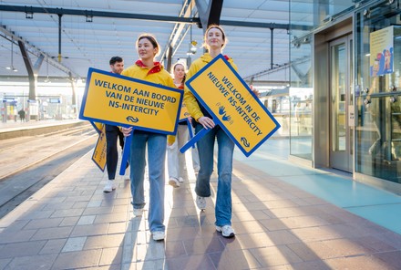 250 Dutch high speed train Stock Pictures, Editorial Images and Stock ...