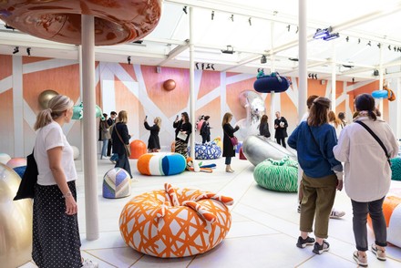 Installation Missoni Showroom By Alberto Caliri Editorial Stock Photo ...