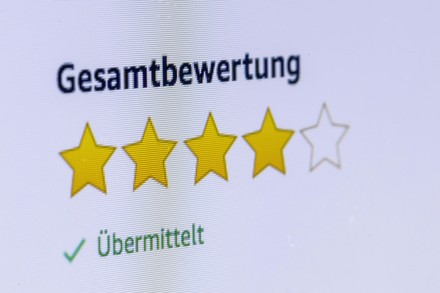 Rating Stars On Amazon Customer Reviews Editorial Stock Photo - Stock ...