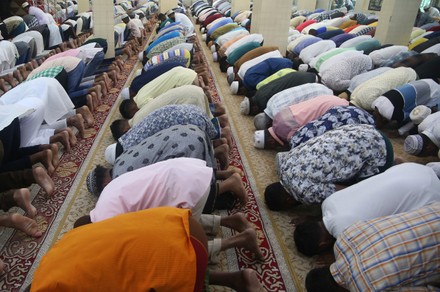 Muslims Gather Celebrate Perform Prayer Eid Editorial Stock Photo ...
