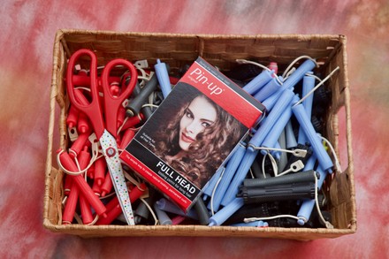 15 Home perm kits Stock Pictures, Editorial Images and Stock Photos ...