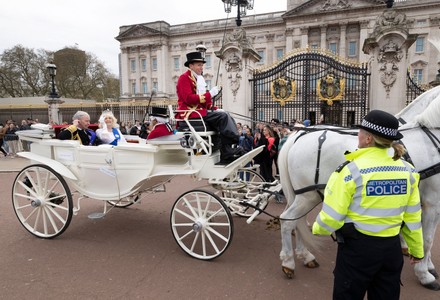 Police Stop Carriage Carrying Royal Lookalikes Editorial Stock Photo ...