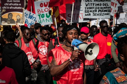 3,000 Immigration issue Stock Pictures, Editorial Images and Stock ...