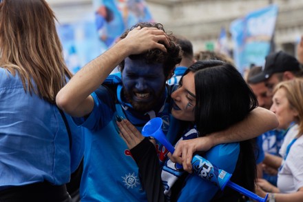 500 imágenes de Soccer crying - Imágenes de stock, imágenes editoriales ...