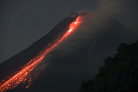 Mount Merapi Volcanic Mountain Spews Lava Editorial Stock Photo - Stock ...