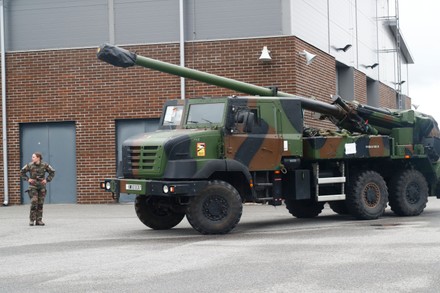 French Caesar Selfpropelled Howitzer Arrives Amari Editorial Stock ...