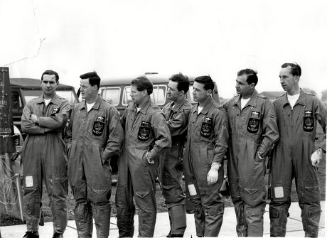 Red Arrows Aerobatic Teams Pilots Flight Editorial Stock Photo - Stock ...