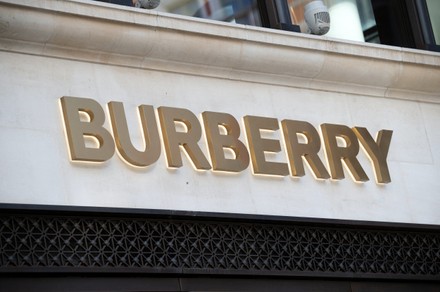87 Burberry logo Stock Pictures, Editorial Images and Stock Photos ...