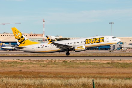 Buzz Boeing 7378200 Max Taking Off Editorial Stock Photo - Stock Image ...