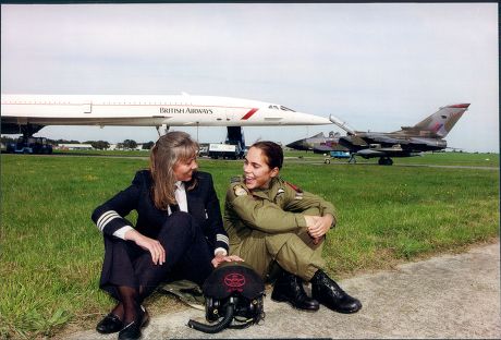 Raf Pilots Senior First Officer Barbara Editorial Stock Photo - Stock ...