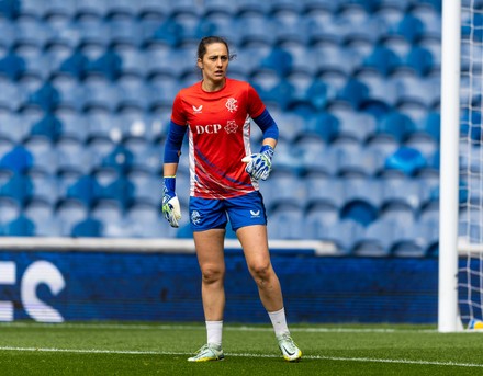 10,000 imágenes de Rangers women - Imágenes de stock, imágenes ...