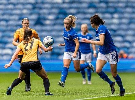 10,000 imágenes de Rangers women - Imágenes de stock, imágenes ...