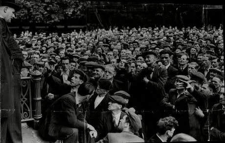 56 London dock strike Stock Pictures, Editorial Images and Stock Photos ...