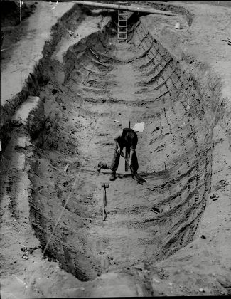 Mould Burial Ship Unearthed On Suffolk Editorial Stock Photo - Stock ...