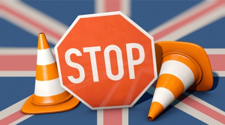 500 Checking signs Stock Pictures, Editorial Images and Stock Photos ...