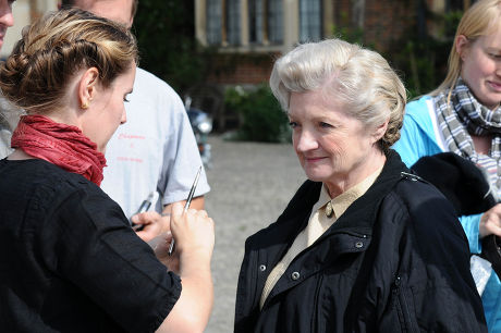 imágenes de 'Miss Marple : The Secret of Chimneys' TV Programme. - 2010 ...
