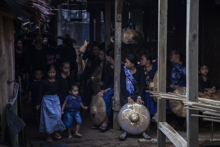 Baduy People Carry Out Their Daily Editorial Stock Photo - Stock Image ...