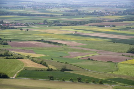 5,000 Farm land area Stock Pictures, Editorial Images and Stock Photos ...