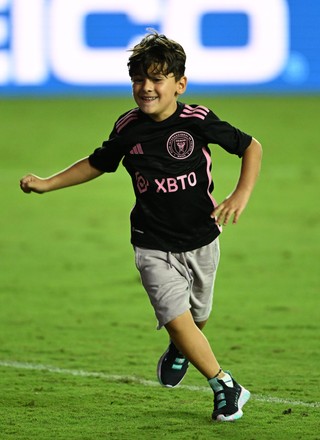 Mateo Messi Roccuzzo Seen Lionel Messi Editorial Stock Photo - Stock ...
