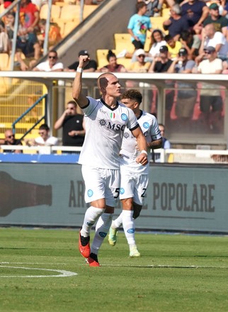 750 Lecce football team Stock Pictures, Editorial Images and Stock ...